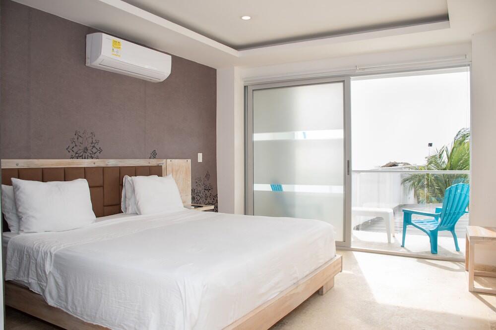 Coco Beach Hotel - Rooftop & Beach Club, La Boquilla ...