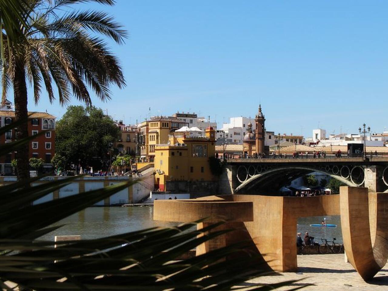 Hoteles en Sevilla, Sevilla - Tu Hotel en Centraldereservas.com