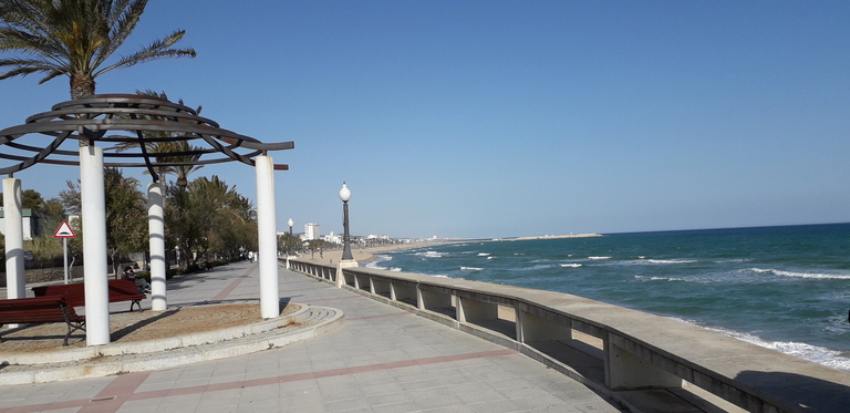 Hoteles en Comarruga, Tarragona - Tu Hotel en Centraldereservas.com